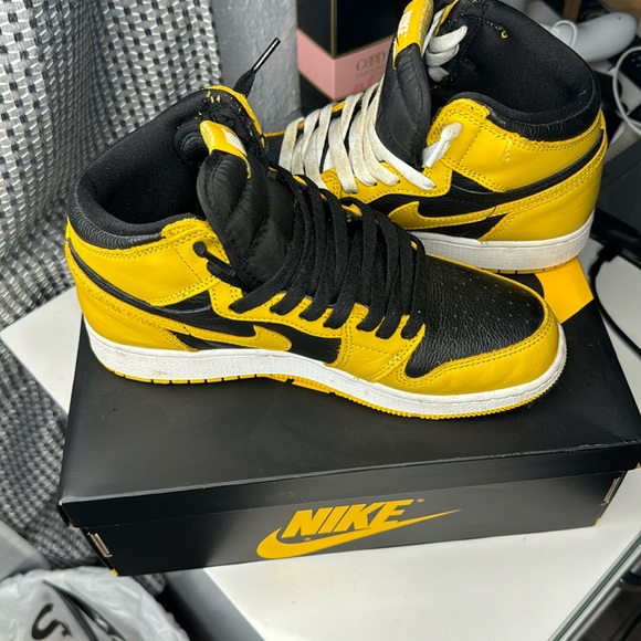 Nike | Shoes | Jordan Retro High Og Pollen 65y | Poshmark